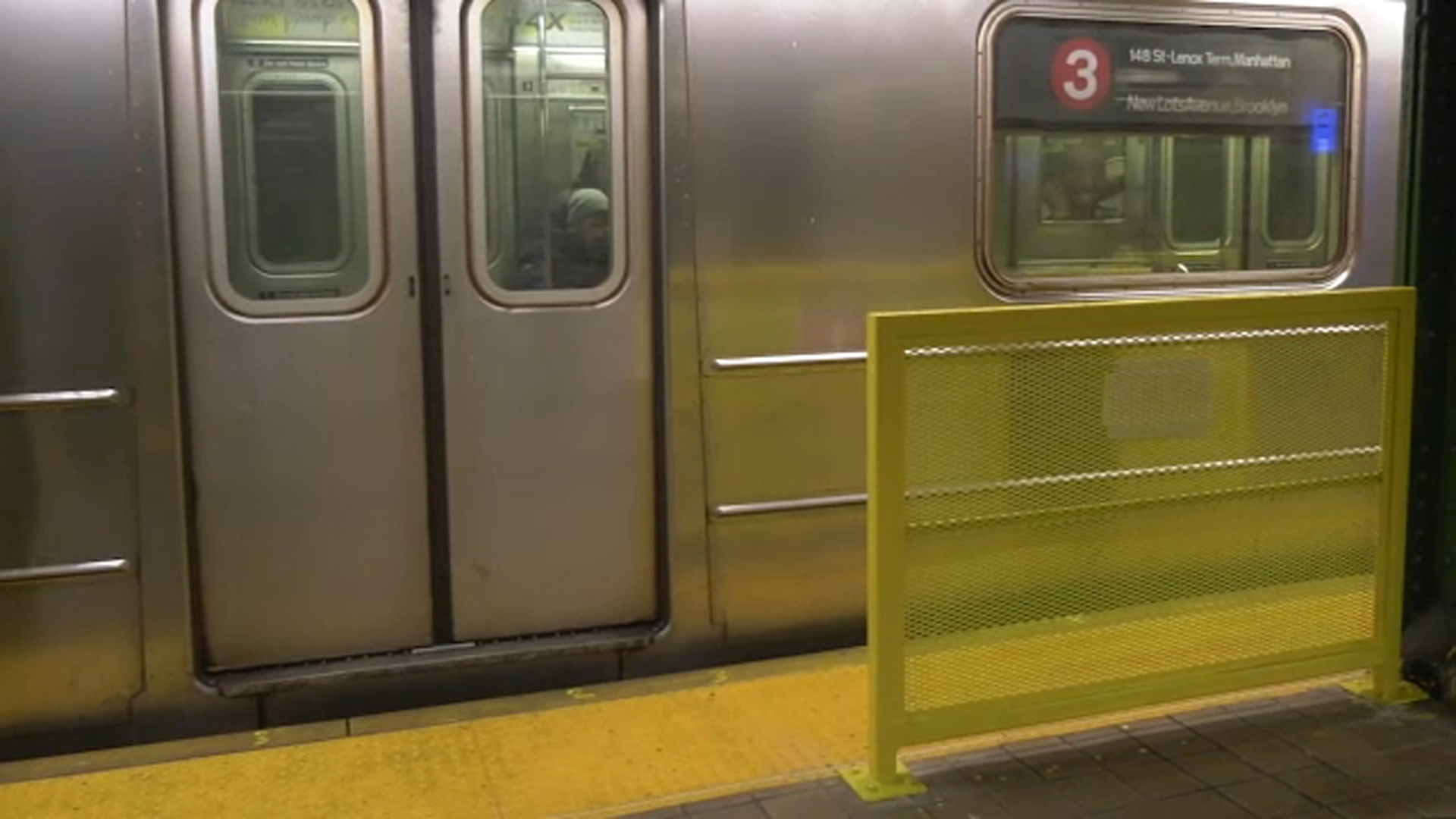 Barriers New Jersey Barriers & Turner For Barriers | Moldtech